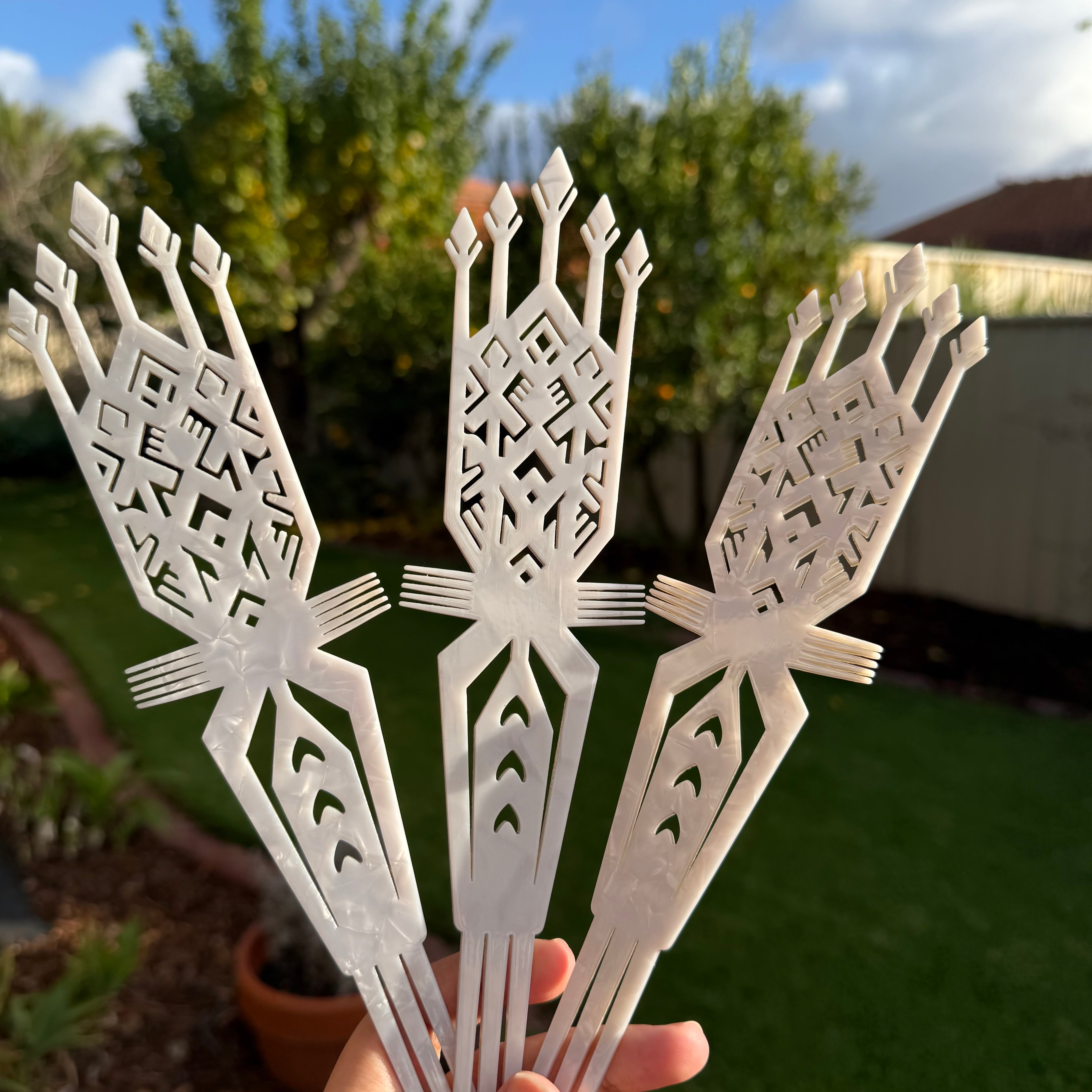 Selu Tuiga Acrylic Hair Accessories – Island Aesthetica